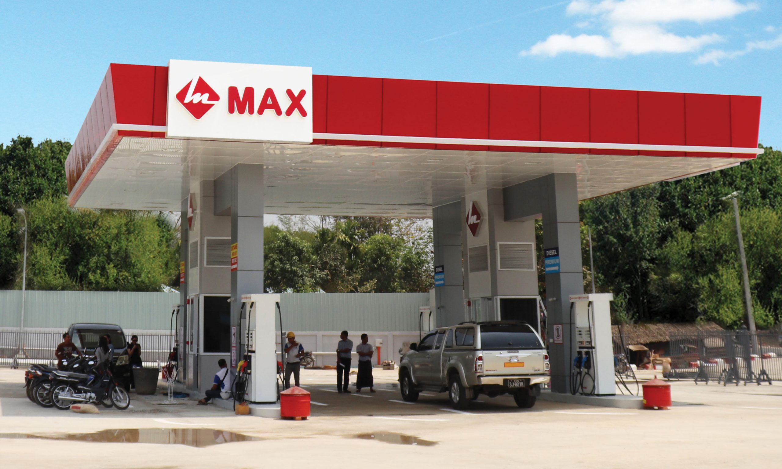 Max Energy | Stations