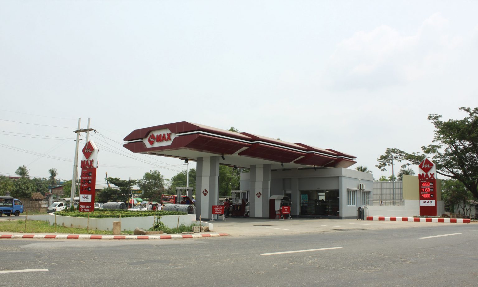 Max Energy | Stations